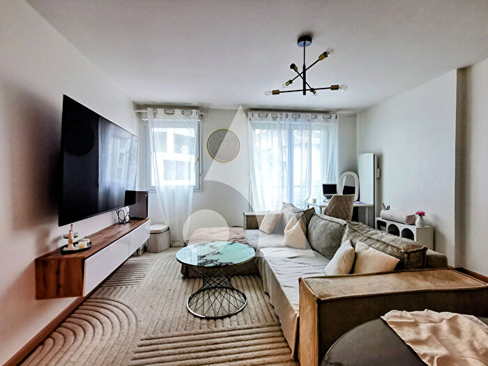 Appartement 2 pièces à Cergy, Les Hauts-de-Cergy, à vendre