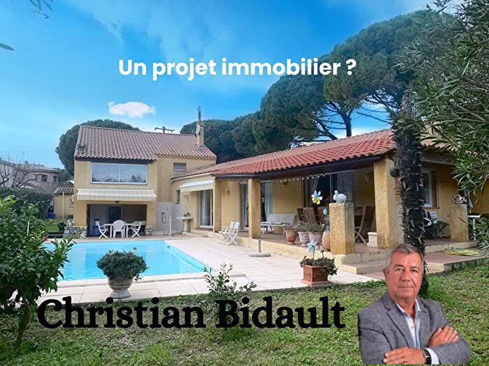 Maison à vendre - Martigues, Laurons, Carro, La Couronne, Croix-Sainte - 8 pièces - 4 chambres