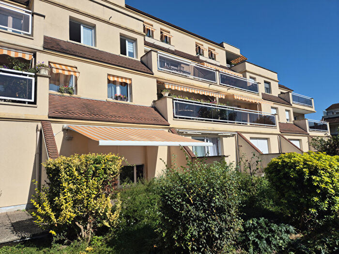 Appartement à vendre - Livry-Gargan, Centre-ville - 1 pièce