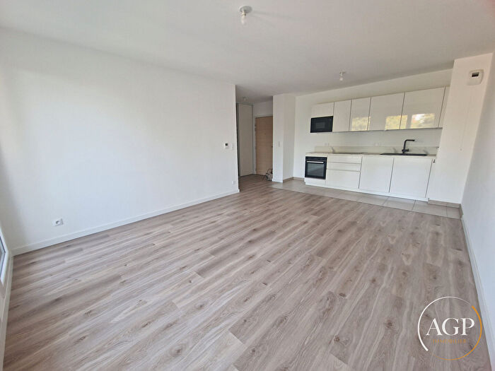 Appartement 3 pièces à Saint-Jean-de-la-Ruelle, Trois Fontaines, Petite Espère, Clémenceau, à louer