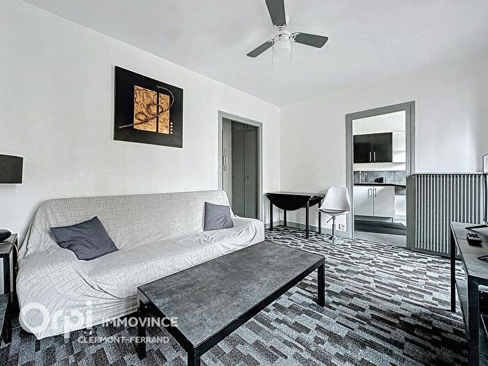 Ballainvilliers, Clermont-Ferrand : Appartement 2 pièces à louer