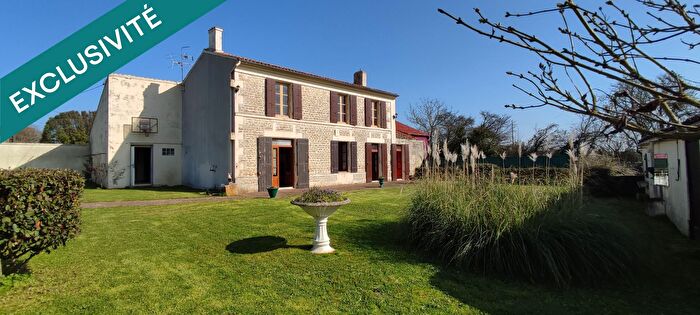 Maison à vendre - Breuil-la-Réorte - 6 pièces - 5 chambres