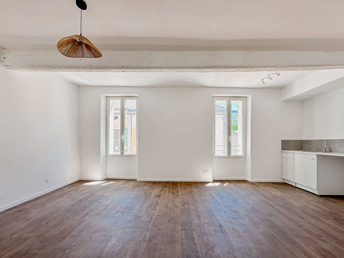 Appartement à vendre - Collobrières - 3 pièces - 2 chambres