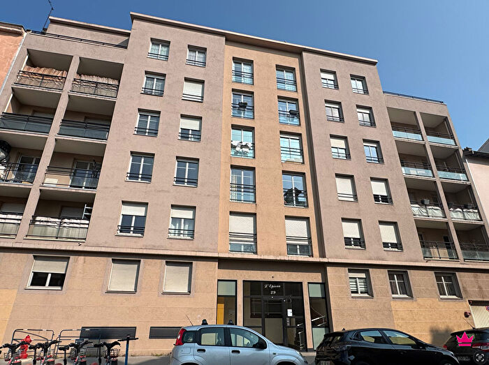 Appartement à louer - Lyon e , Gerland - 2 pièces - 1 chambre