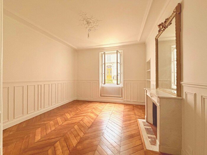 Appartement à louer - Muette Nord, Paris ème arrondissement - 2 pièces - 1 chambre