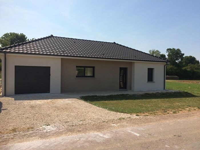 Maison 6 pièces à La Rue-Saint-Pierre, à vendre