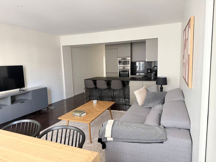 Sentier-Bonne Nouvelle, Paris 2ème arrondissement : Appartement 3 pièces à louer