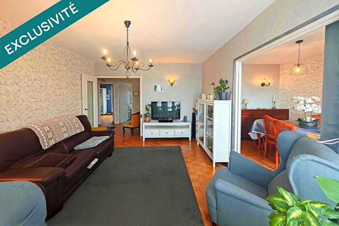 Appartement à vendre - Auxerre, Sainte-Geneviève - 4 pièces - 2 chambres