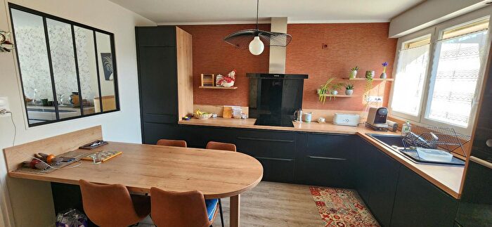 Laval, Les Pommeraies : Maison 8 pièces à vendre