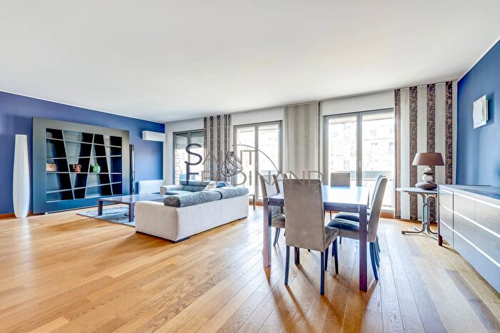 Appartement à vendre - Paris e , Triangle dOr - 5 pièces - 3 chambres