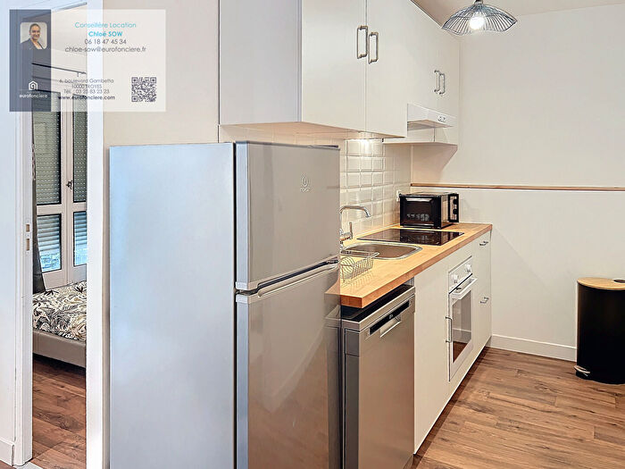 Appartement à louer - Troyes, Cathédrale - 5 pièces - 4 chambres