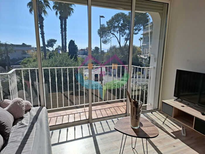 Appartement 1 pièce à vendre - Saint-Raphaël, Plateau Notre-Dame