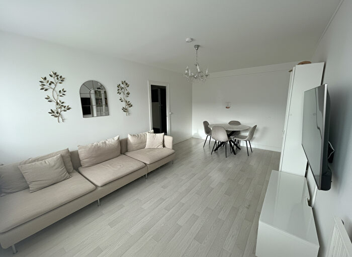 Appartement à vendre - Épinay-sur-Seine, Le Cygne dEnghien - 3 pièces - 2 chambres