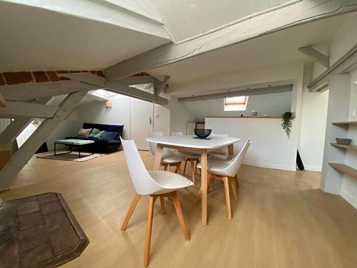 Appartement à louer - Saint-Étienne, Centre-ville, Peuple, Chavanelle - 3 pièces - 2 chambres