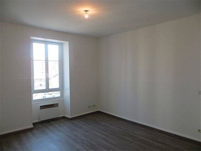 Appartement à louer - Centre, Annemasse - 3 pièces - 2 chambres