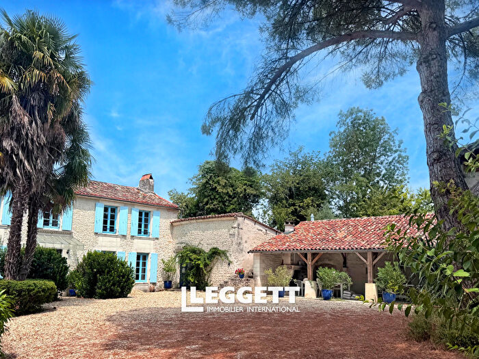 Maison 8 pièces à vendre à Lignières-Sonneville