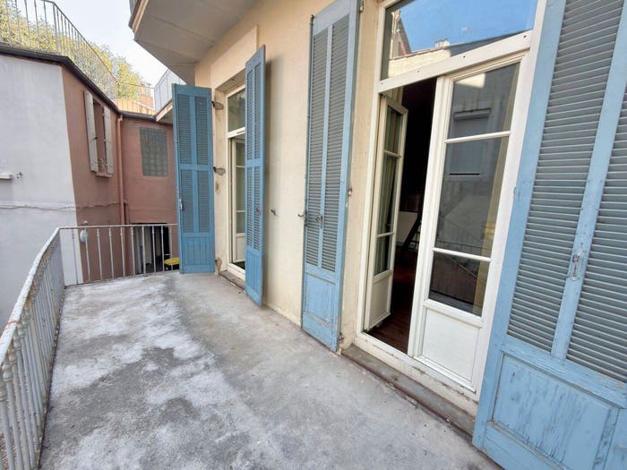 Appartement 1 pièce à louer - Nîmes