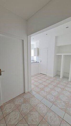 Appartement à louer - Saurupt-Clémenceau, Nancy - 2 pièces - 1 chambre