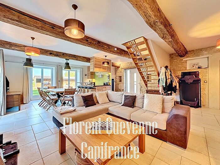 Maison à vendre - Estrées-la-Campagne - 7 pièces - 4 chambres