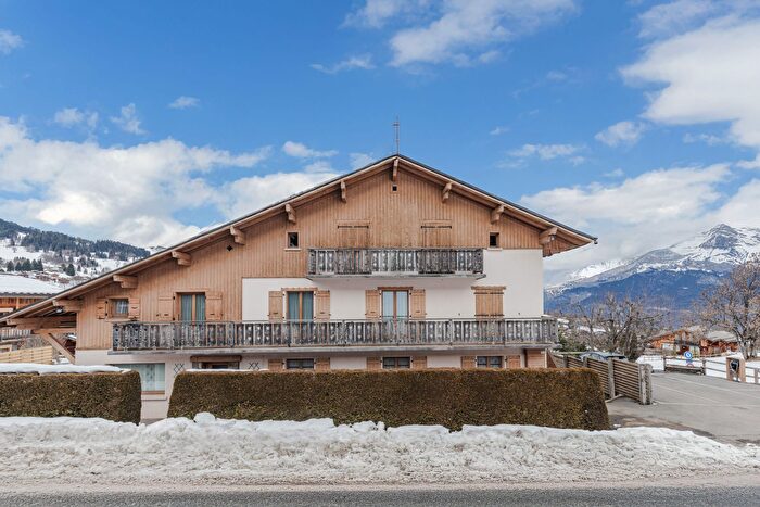 Appartement à vendre - Demi-Quartier - 4 pièces - 3 chambres