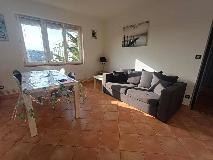 Appartement à louer - Saint Michel-Ouest, Saint-Brieuc - 4 pièces - 3 chambres