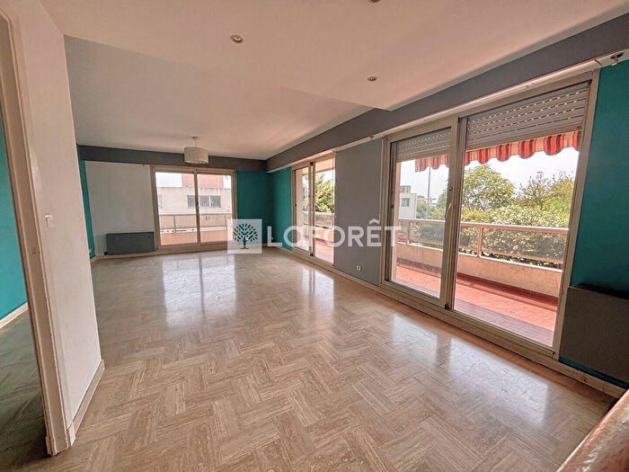 Appartement 3 pièces à vendre à Saint-Laurent-du-Var, Centre-ville, Rascas, Notre-Dame, Condamines