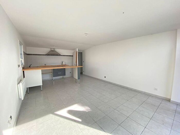 Appartement à louer - Catalins-Gondole, Montélimar - 2 pièces - 1 chambre