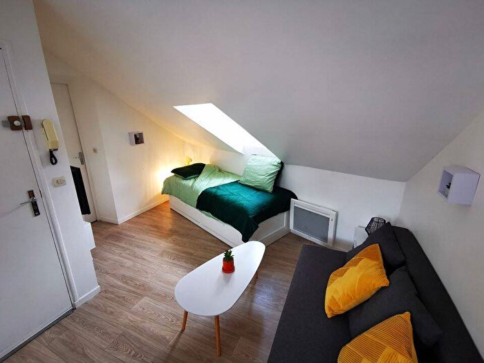 Montaigu Nord Est, Melun : Appartement 1 pièce à louer