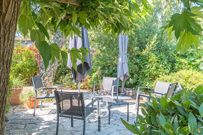 Lecci : Maison 5 pièces à vendre