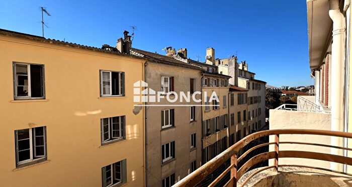 Appartement 3 pièces à Toulon, Place dArmes, à vendre