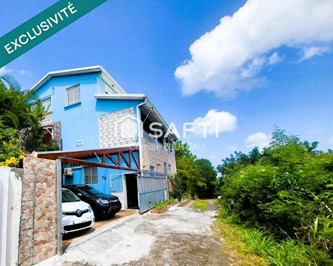 Maison à vendre - Les Anses-dArlet - 8 pièces - 5 chambres