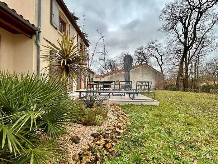 Maison à vendre - Migné-Auxances - 6 pièces - 4 chambres