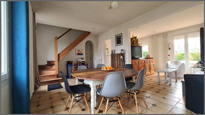 Maison à vendre - Bressuire, Bel-air - 8 pièces - 4 chambres