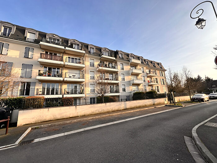 Appartement à vendre - Le Plessis-Trévise, Val Roger - 5 pièces - 3 chambres
