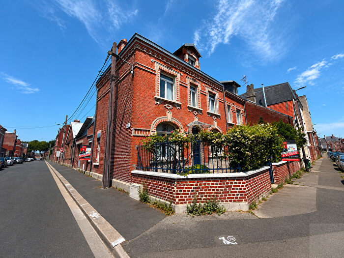 Maison 6 pièces à Amiens, Saint-Acheul, à vendre