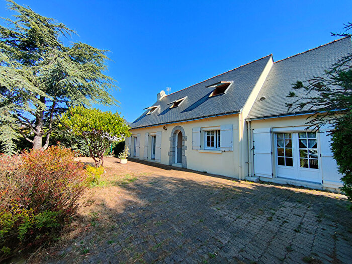 Maison à vendre - Guérande, Centre-ville, Faubourgs - 7 pièces - 5 chambres