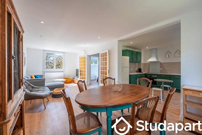 Appartement à louer - Servanty, Blagnac - 1 pièce - 5 chambres