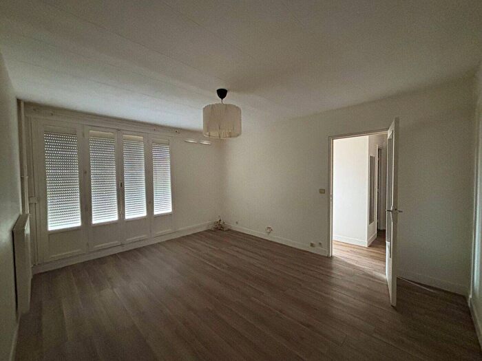 Appartement 1 pièce à louer à La Justice, Rosny-sous-Bois