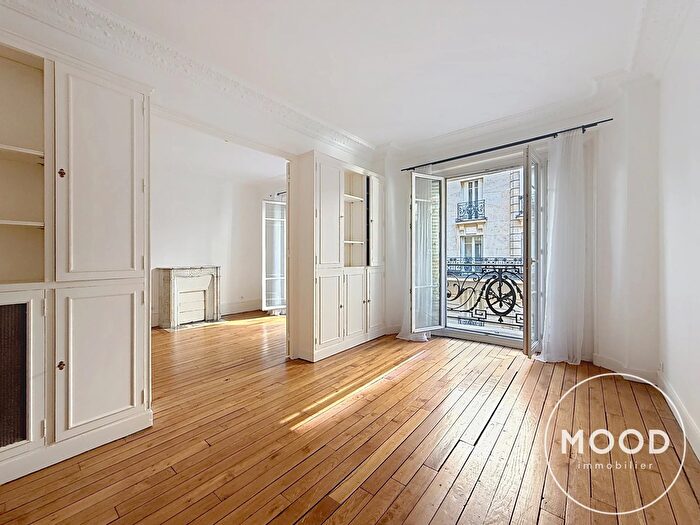 Paris 15ème, Violet, Commerce : Appartement 3 pièces à vendre