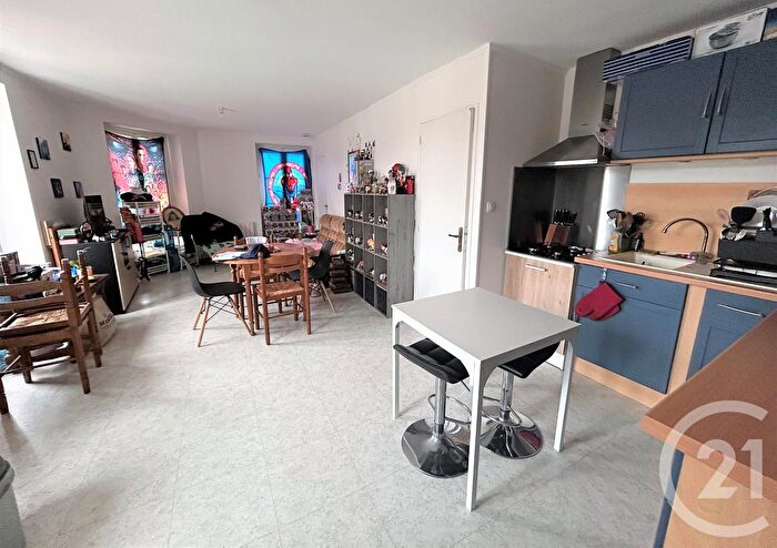 Appartement à louer - Écouché - 3 pièces - 1 chambre