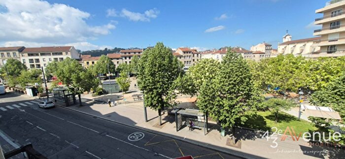 Appartement 4 pièces à vendre - Saint-Étienne, Saint-Roch, Vivaraize, Valbenoite, Centre Deux