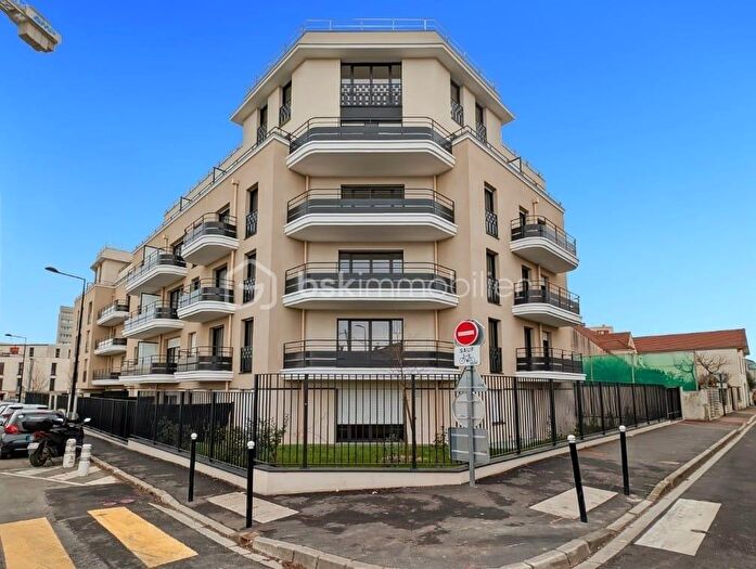 Appartement à vendre - Champigny-sur-Marne, Les Mordacs, Coeuilly - 3 pièces - 2 chambres