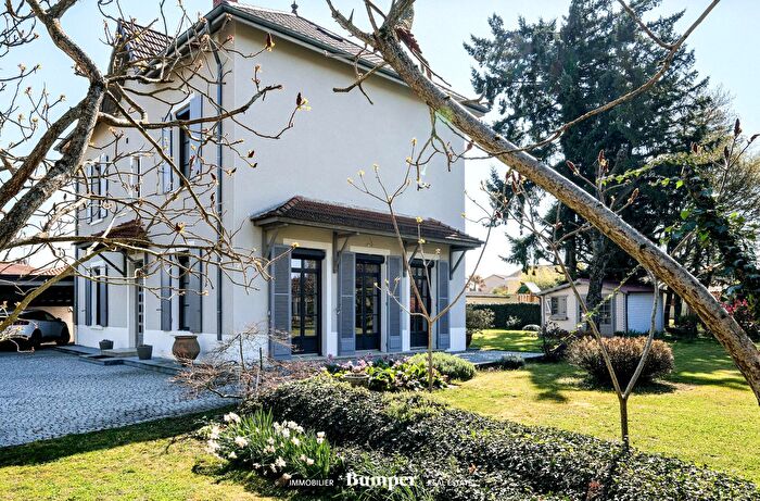 Maison à vendre - Saint-Bonnet-de-Mure - 4 pièces - 3 chambres