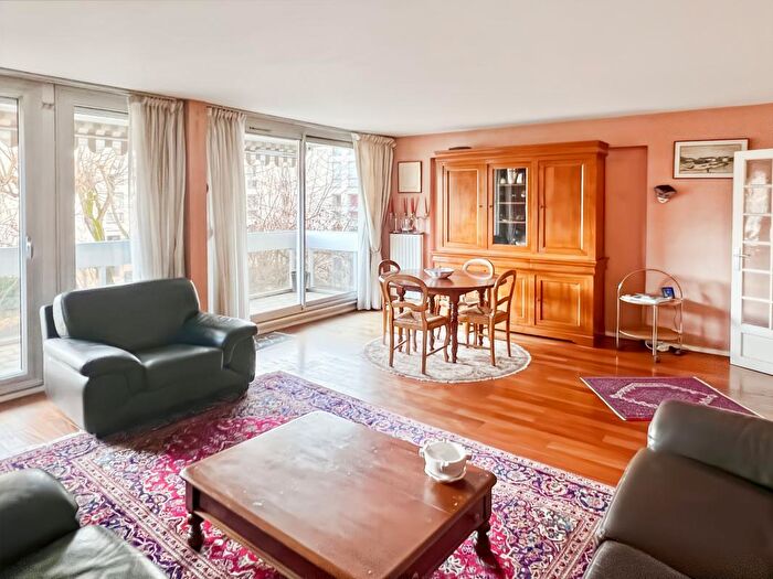 Appartement à vendre - Le Chesnay, Nouveau Chesnay - 4 pièces - 3 chambres