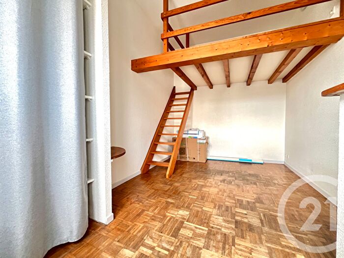 Appartement 1 pièce à Albi, Centre-ville, à louer