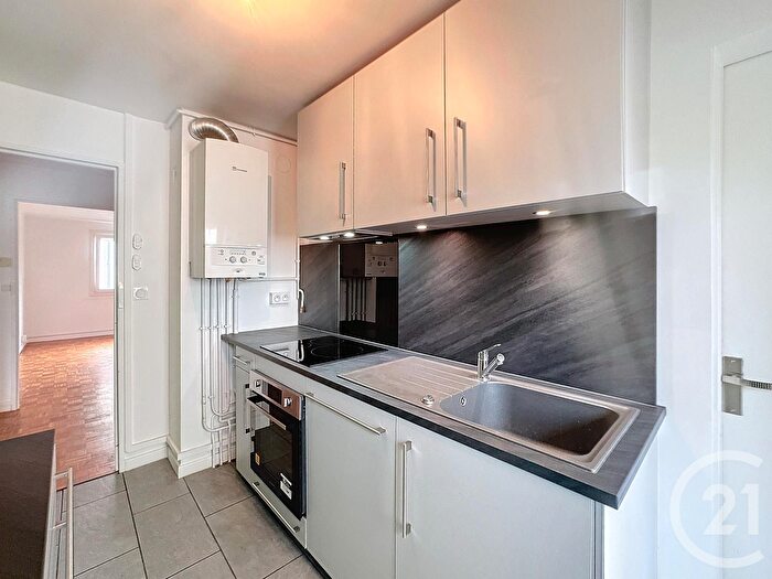 Orléans, La Cigogne : Appartement 3 pièces à louer