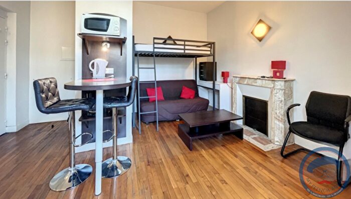 Appartement à louer - Tours, Grammont - 1 pièce