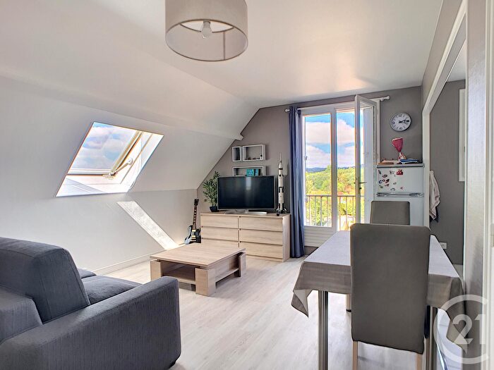 Appartement à louer - Bar-sur-Aube - 1 pièce