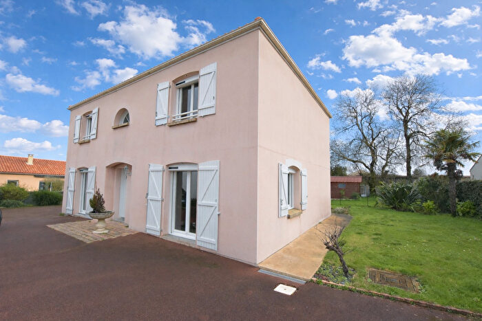 Maison à vendre - La Plaine-sur-Mer - 6 pièces - 4 chambres