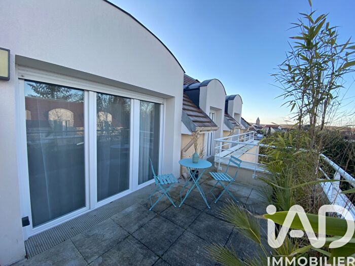 Appartement à vendre - Mennecy, Centre-ville, Gare, Châtries, Château, Bel-Air - 4 pièces - 3 chambres